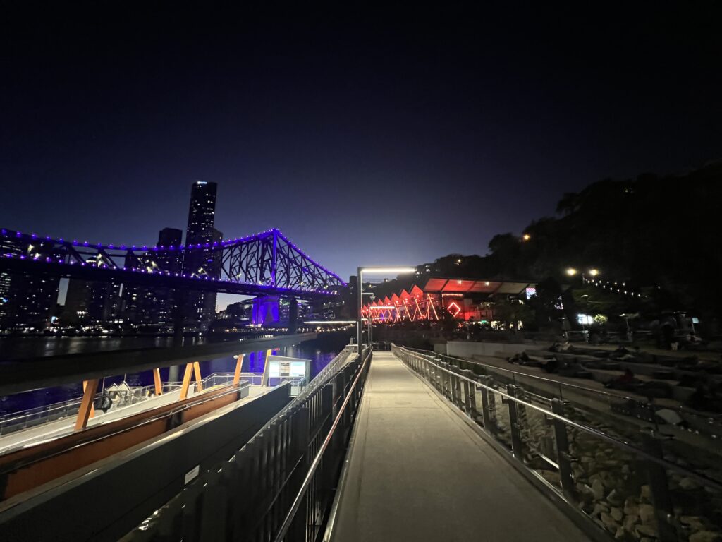 New Farm River Walkway, Brisbane - Ruff Ruff Reviews